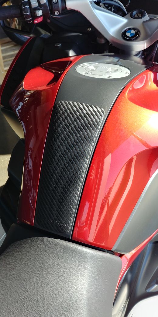 BMW R1200RT/R1250RT Motorcycle Tank Pads | RoadCarver – RoadCarver